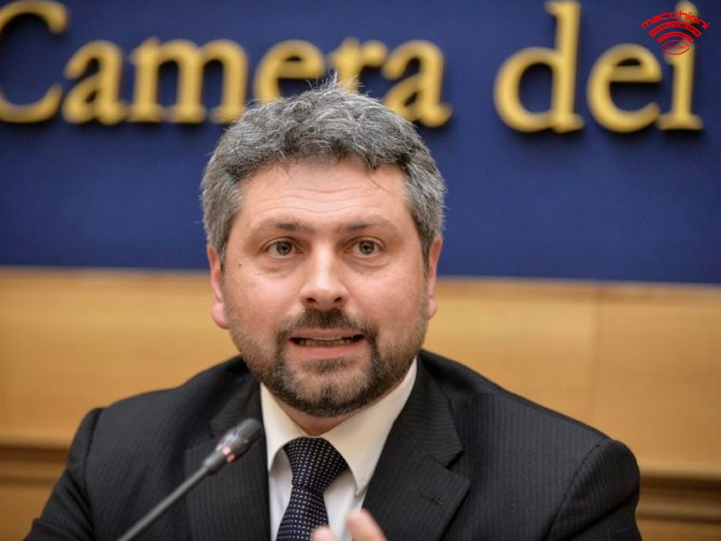 Massimo Artini intervistato da Massimo Emanuelli e Marika Cassimatis ...